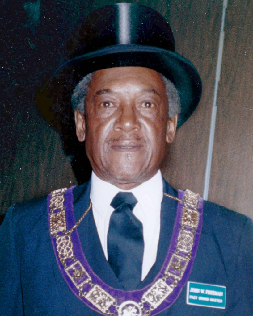 1982 – 1984 John W. Freeman | Phglky.com